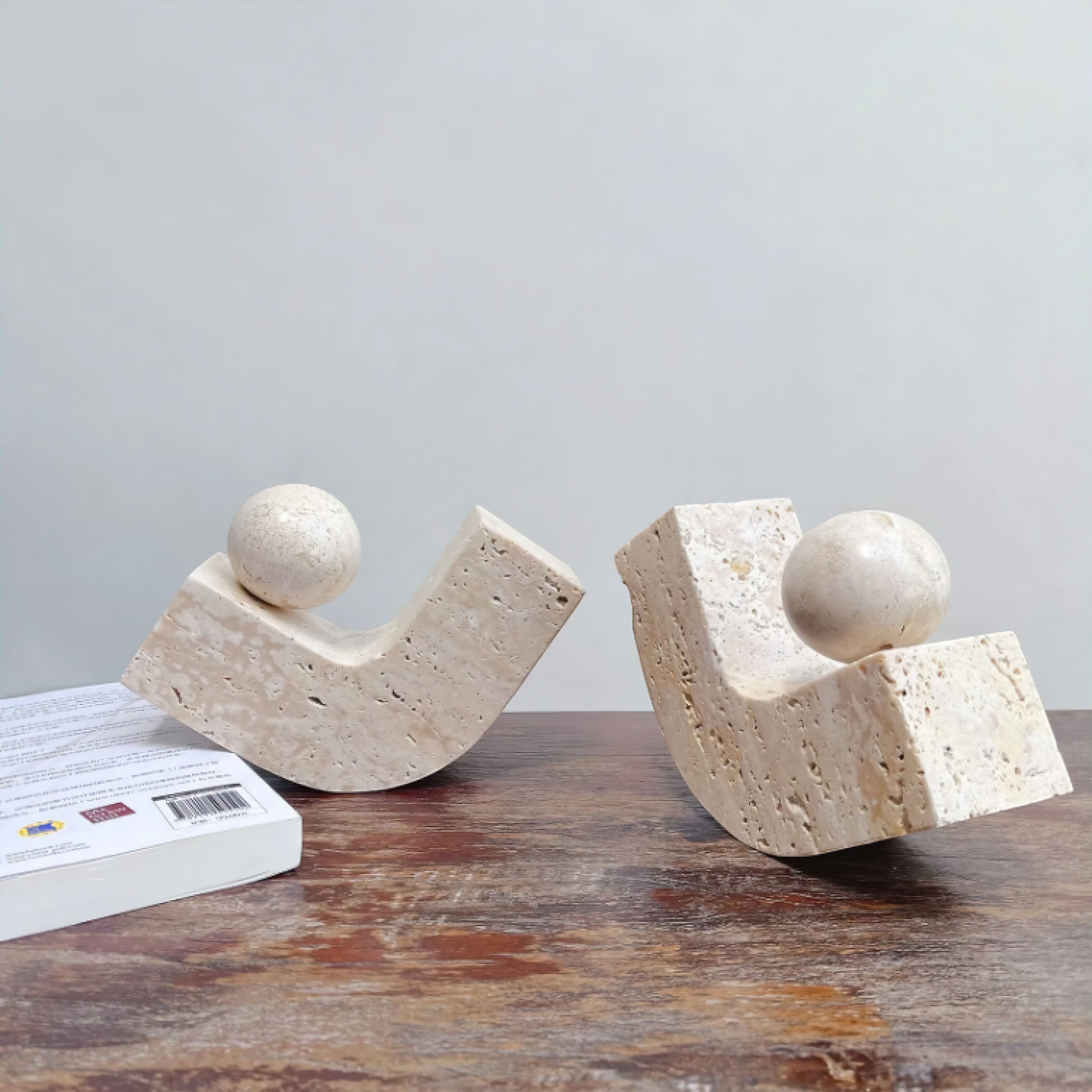 Ari Travertine Ornaments | Victoria Queen