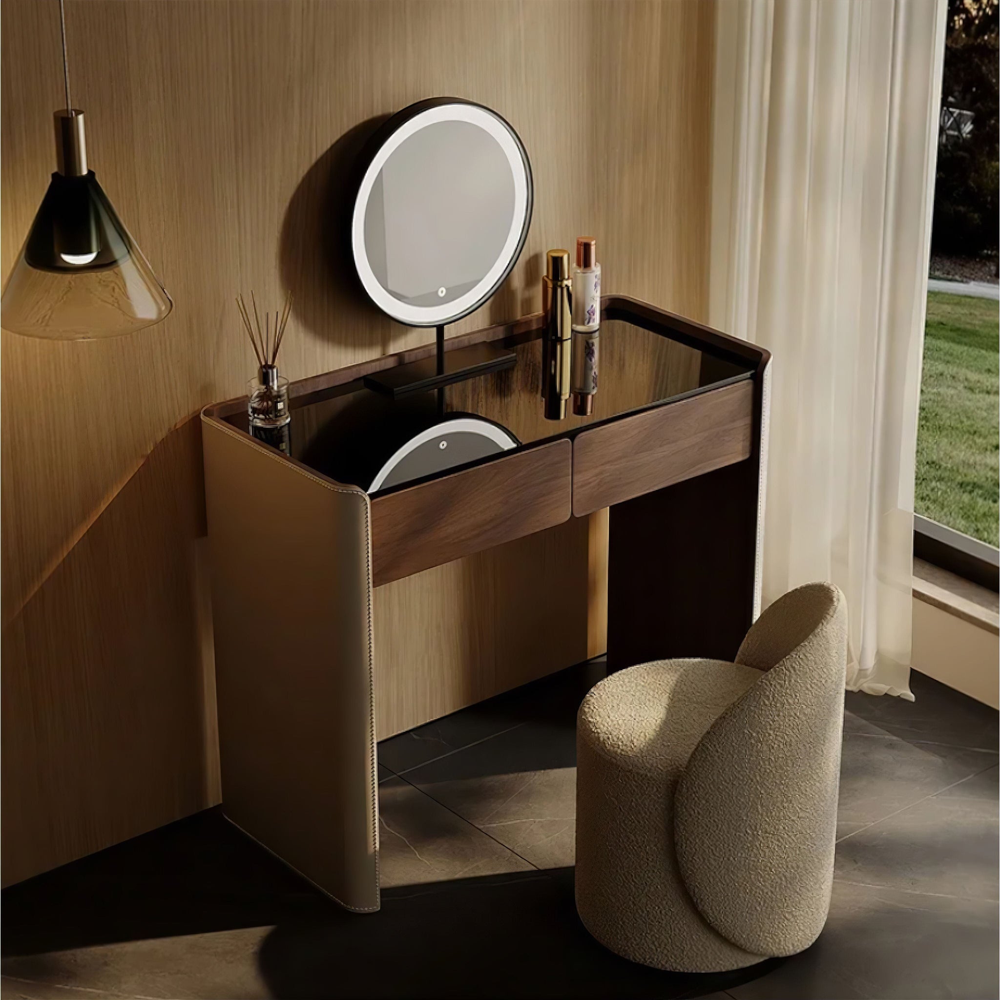 Gael Dressing Table | Victoria Queen