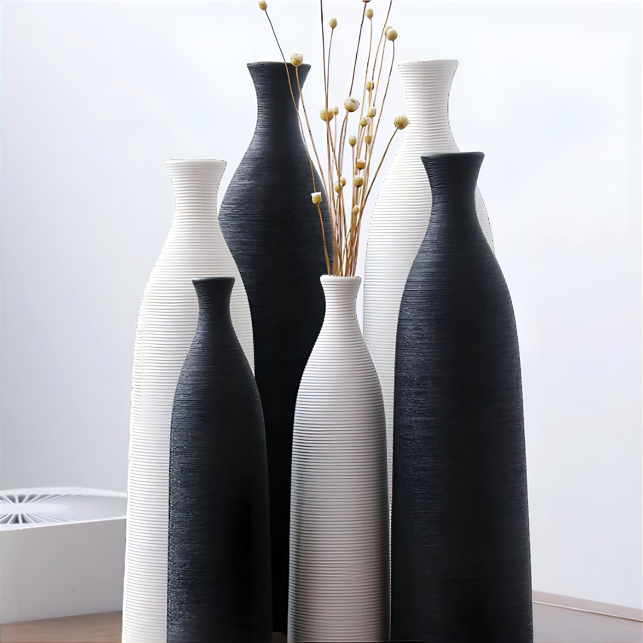 Modern Contemporary Nova Vase Collection | Victoria Queen